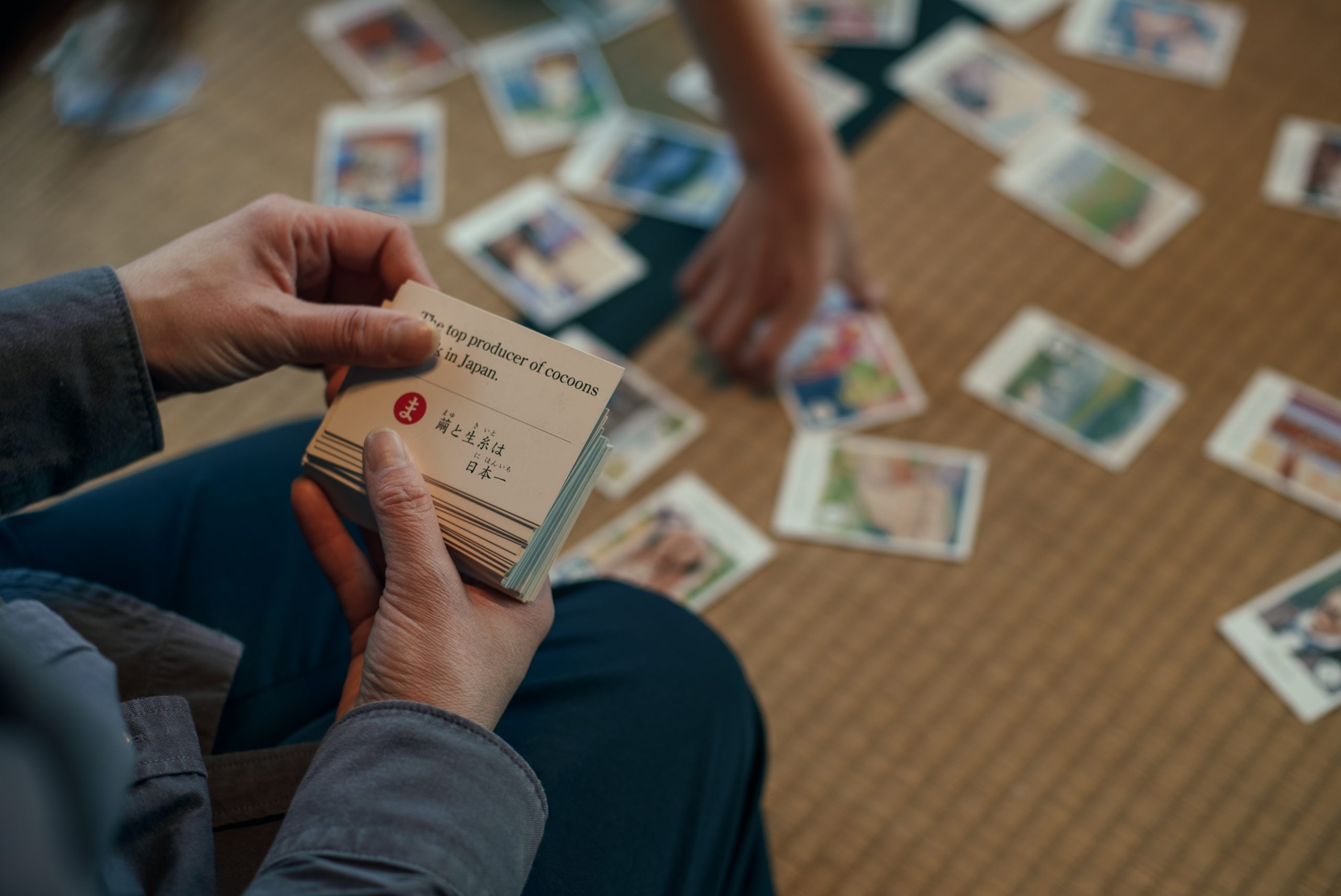 Play with nostalgic toys and experience old-fashioned play -Akagi-shuku | A post town that ...